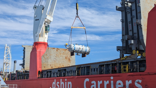 Pluto Train 2 makes the first move